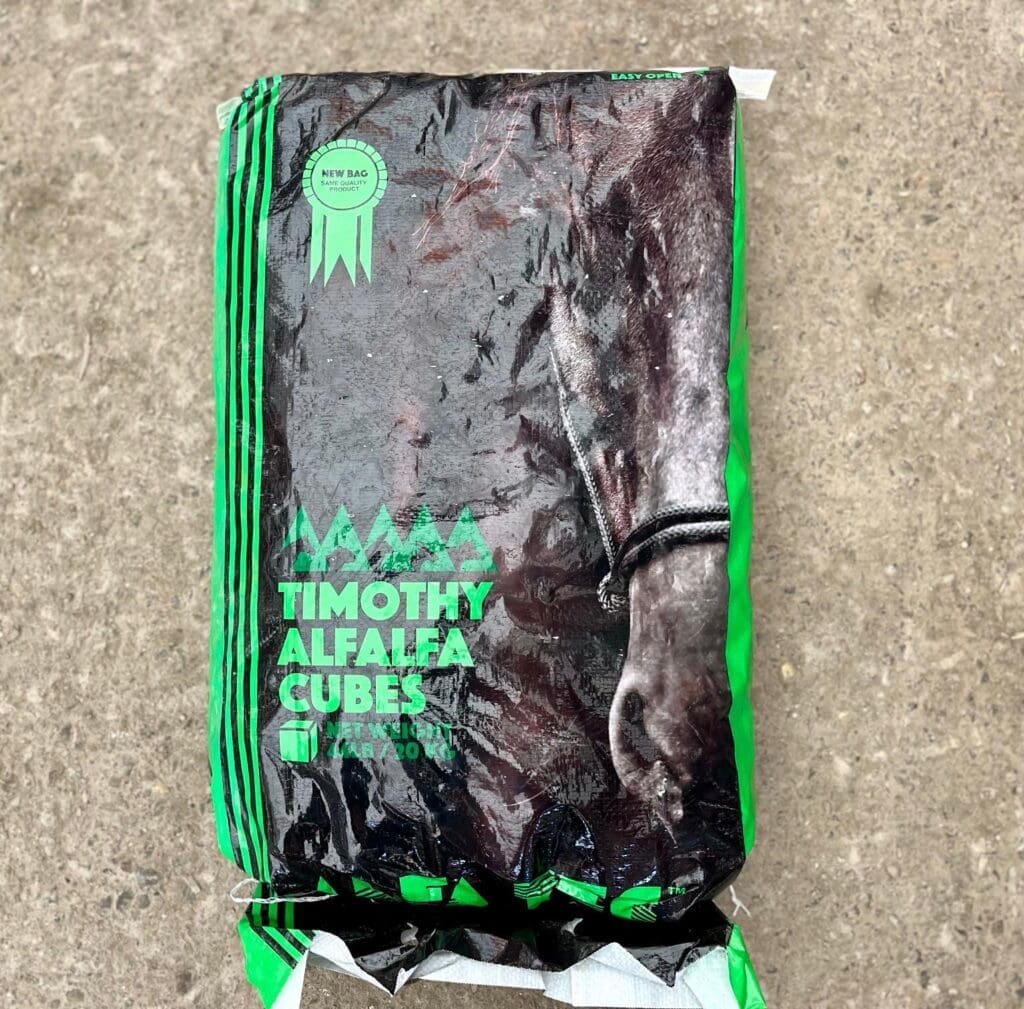 Alfa Tec Timothy Alfalfa Cubes - Top Crop, Garden Farm & Pet